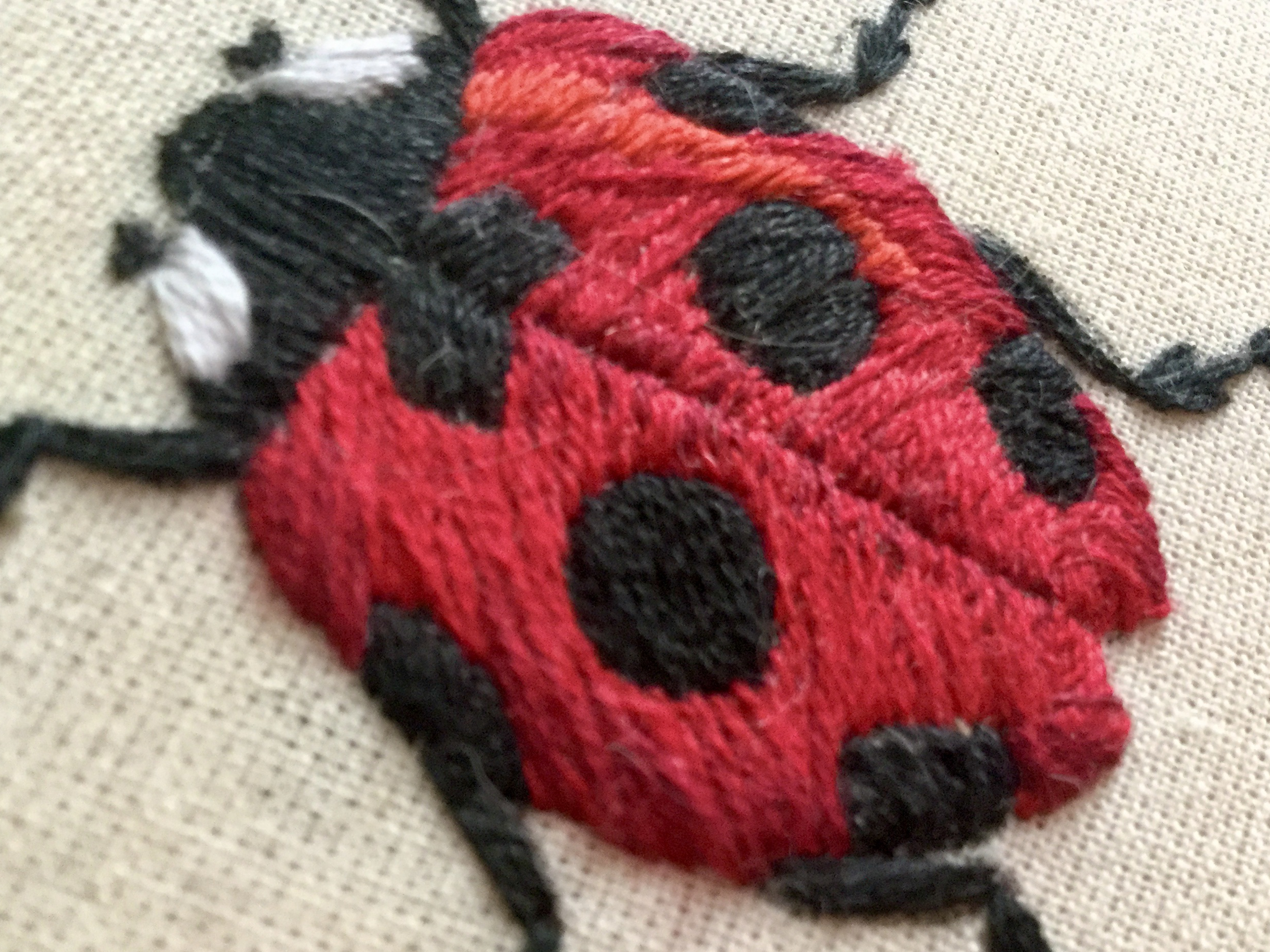 Embroidered ladybird beetles – ArtyMissK